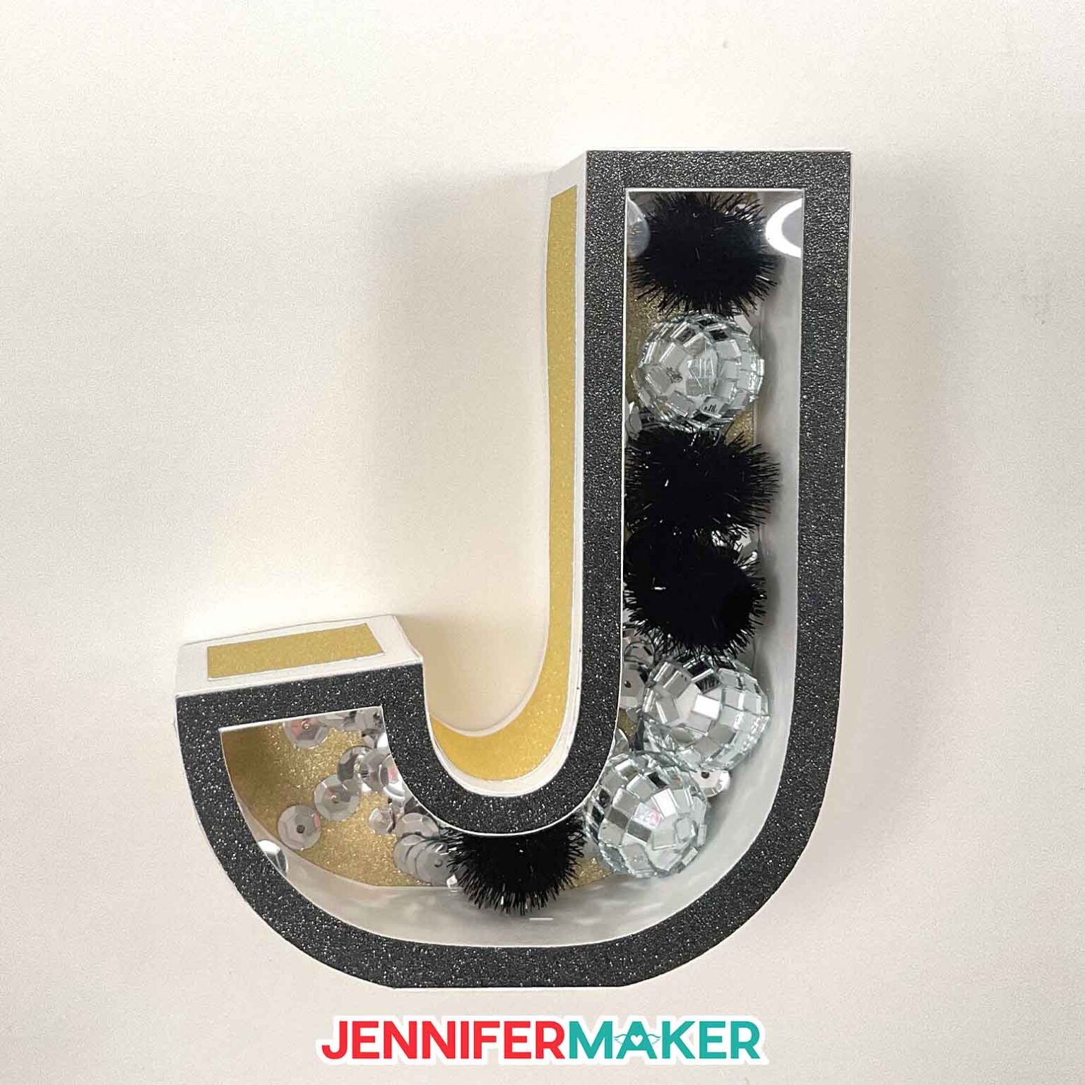 3D Letters With Shaker Pieces to Celebrate the New Year! - Jennifer Maker