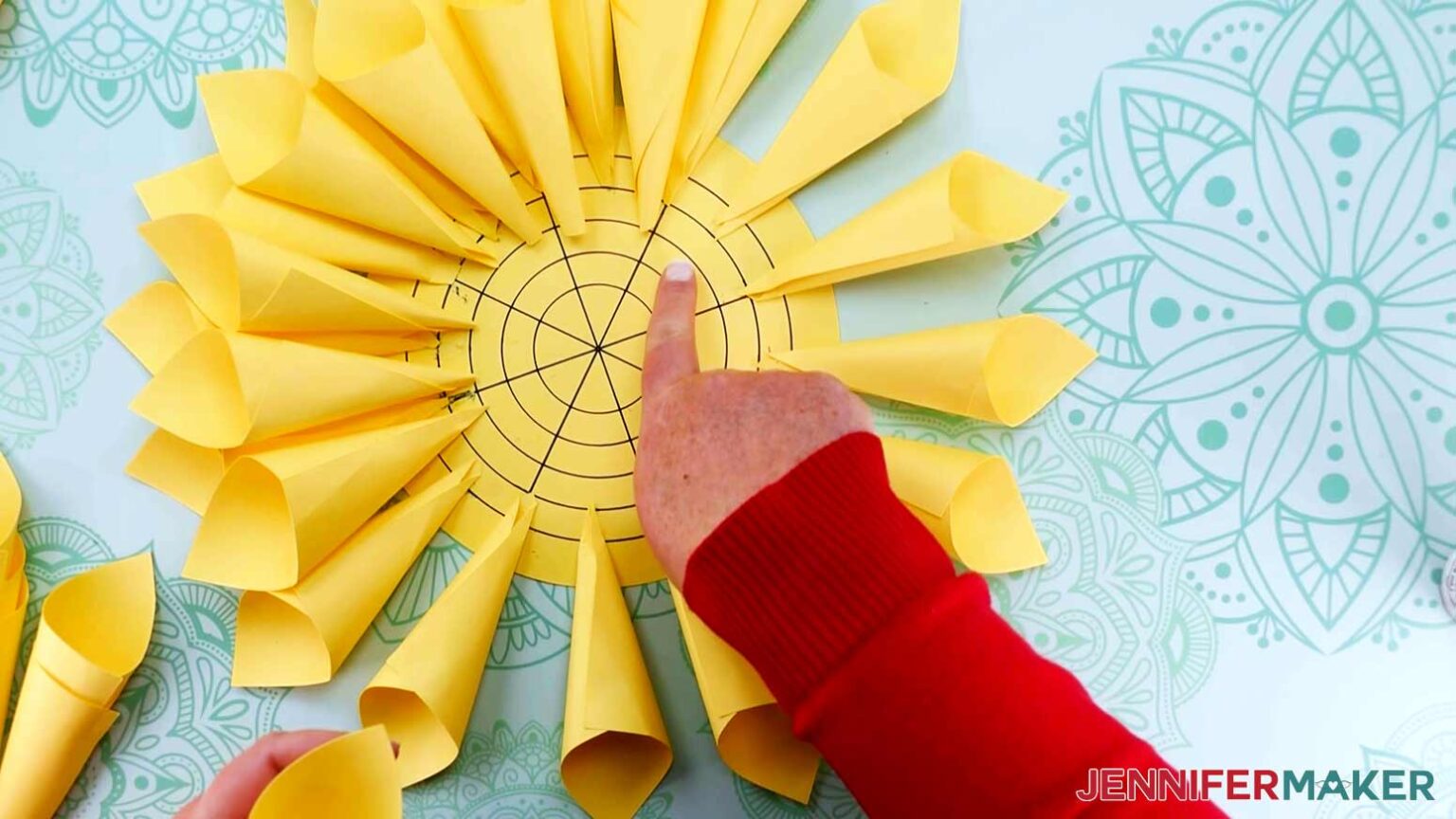 Paper Dahlia Flowers in Three Styles - Jennifer Maker