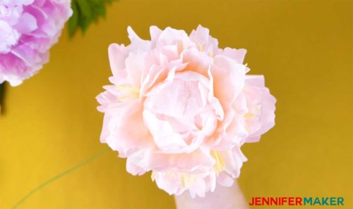 Make Crepe Paper Peony Flowers That Look Real! - Jennifer Maker