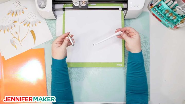 Easy Dimensional Paper Art Tutorial: Give Thanks! - Jennifer Maker