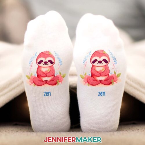 DIY Funny Socks with Sayings — "If You Can Read This ..." - Jennifer Maker