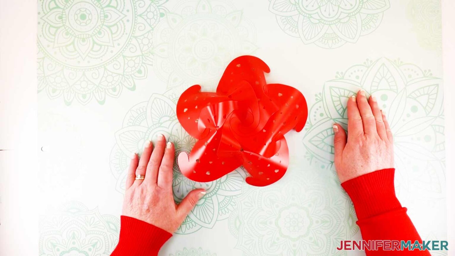 DIY Puzzle Lamp: Let's Make a Fun IQ Lamp! - Jennifer Maker