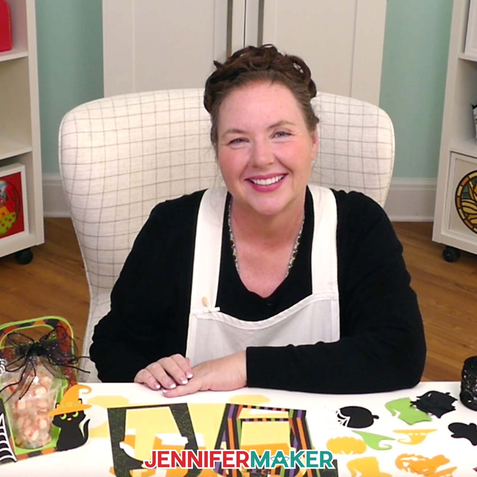 Halloween Treat Cup Holders: Easy DIY Candy Party Favors! - Jennifer Maker