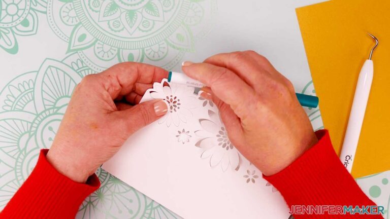 Christmas Side Edge Cards: Easy Cricut Holiday Card Designs! - Jennifer ...