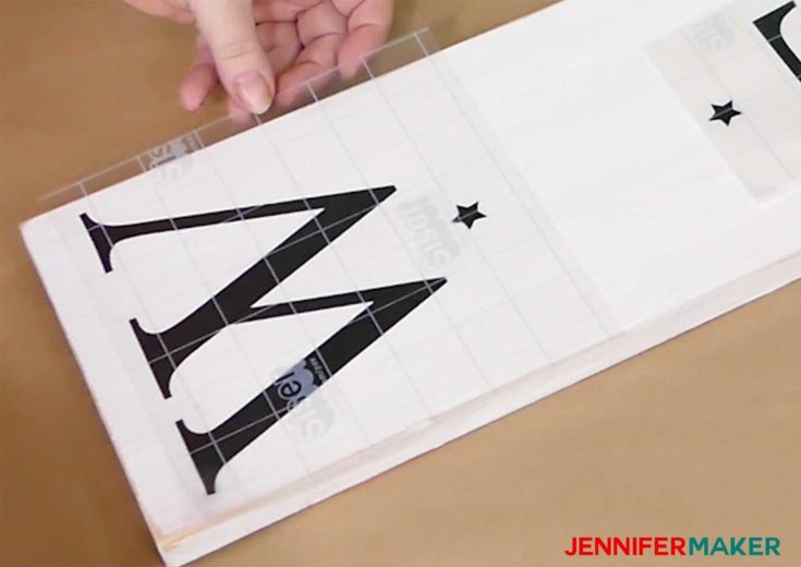 Easy Vertical Welcome Sign - Reversible for the Holidays! - Jennifer Maker